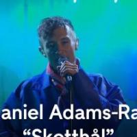 Daniel Adams-Ray - Gubben I Lådan Låttext | LetsSingIt