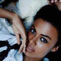 Amel Larrieux - Lucky To Be Me Testo | LetsSingIt Testo