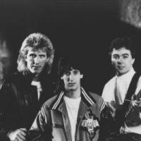 The Outfield - Girl Of Mine Testo | LetsSingIt Testo