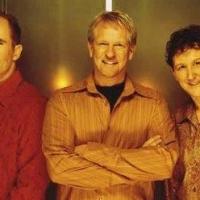 Phillips, ... - How Deep the Father's Love for Us Sangtekst